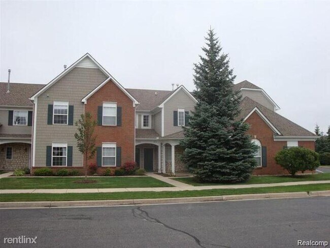 Ranch first floor condo - 2009 Monarch Dr Shelby Township MI 48316 ...