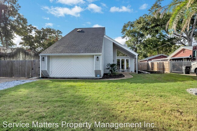 5 br, 3.5 bath House - 7575 Tippin Ave - 7575 Tippin Ave Pensacola FL ...