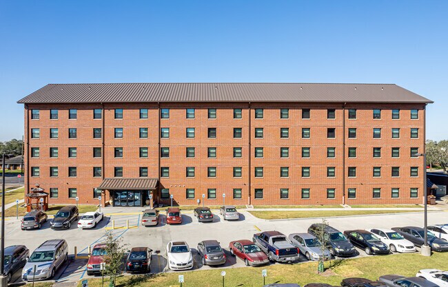 Metairie Manor - 4929 York St Metairie LA 70001 | Apartment Finder