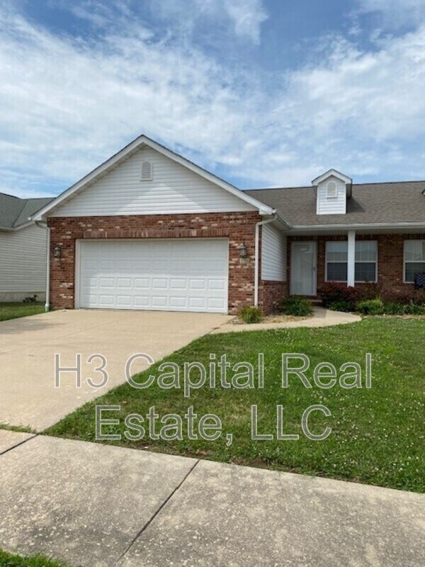 35 Crimson Ct - 35 Crimson Ct Highland IL 62249 | Apartment Finder