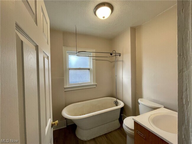 768 Elma St - 768 Elma St Akron OH 44310 | Apartment Finder