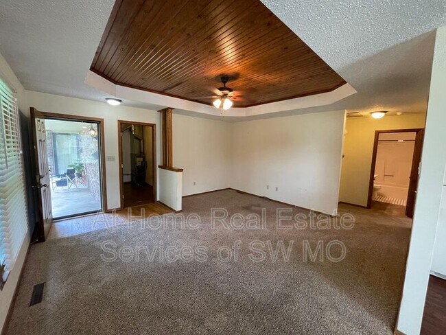 453 W Grand St - 453 W Grand St Springfield MO 65807 | Apartment Finder