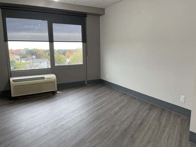 201 W Springfield Ave - 201 W Springfield Ave Champaign IL 61820 ...