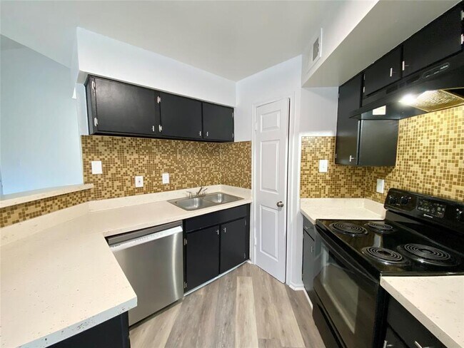 7200 W T C Jester Blvd - 7200 W T C Jester Blvd Houston TX 77088 | Apartment Finder