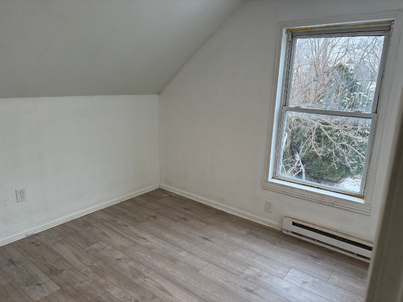 2115 Alvin St - 2115 Alvin St Toledo OH 43607 | Apartment Finder