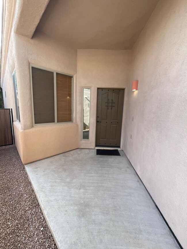 Gated community near Sabino Canyon/Tangue Verde - 7370 E Placita Luz de ...