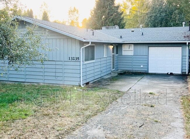 13235 22nd Ave S - 13235 22nd Ave S SeaTac WA 98168 | Apartment Finder