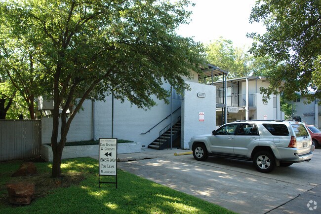 The Essex - 4418-4420 Cole Ave Dallas TX 75205 | Apartment Finder