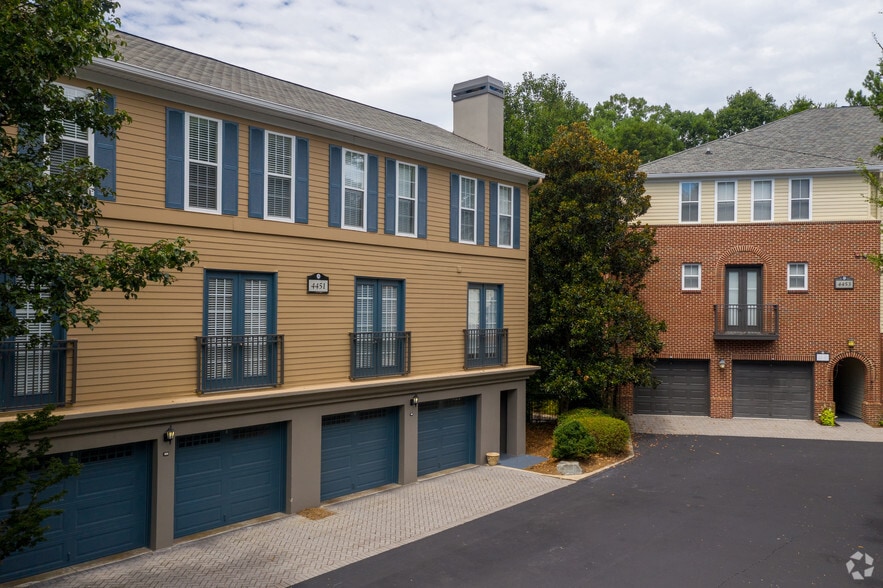 MAA Riverside - 4403 Northside Pky NW Atlanta GA 30327 | Apartment Finder