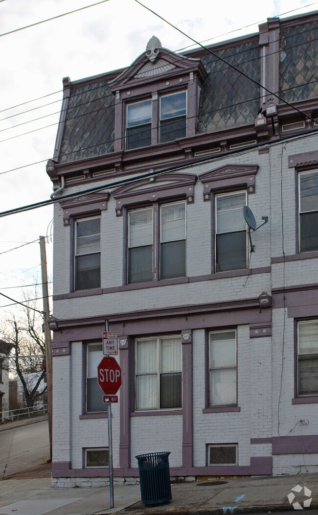 2584 W McMicken Ave - 2584 W McMicken Ave Cincinnati OH 45214 ...