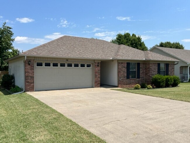 Nice Cabot 3 Bedroom 2 Bathroom House - 16 Violet Ln Cabot AR 72023 ...
