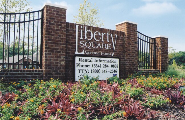 Liberty Square - 3899 Liberty Square Dr Montgomery AL 36116 | Apartment ...