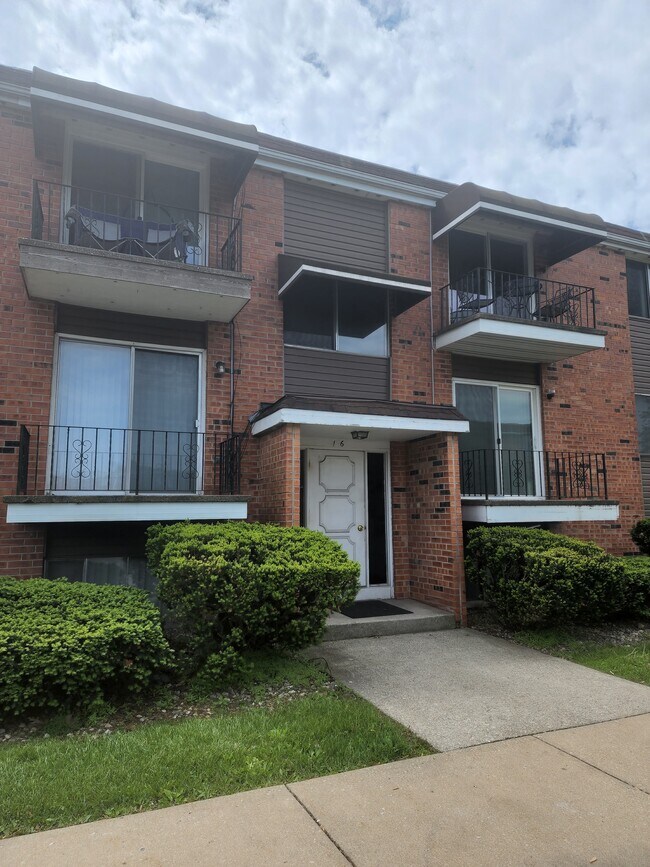 2100 N Main St - 2100 N Main St Crown Point IN 46307 | Apartment Finder