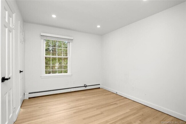 5 Victoria Ln - 5 Victoria Ln Westport CT 06880 | Apartment Finder