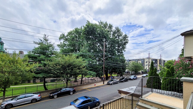 258 Undercliff Ave - 258 Undercliff Ave Edgewater NJ 07020 | Apartment ...