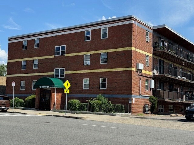 116 Spring St - 116 Spring St Boston MA 02132 | Apartment Finder