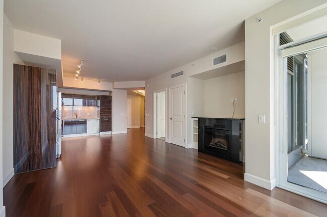 The Escala Condominiums - 1 bedroom - 1920 4th Ave Seattle WA 98101 ...