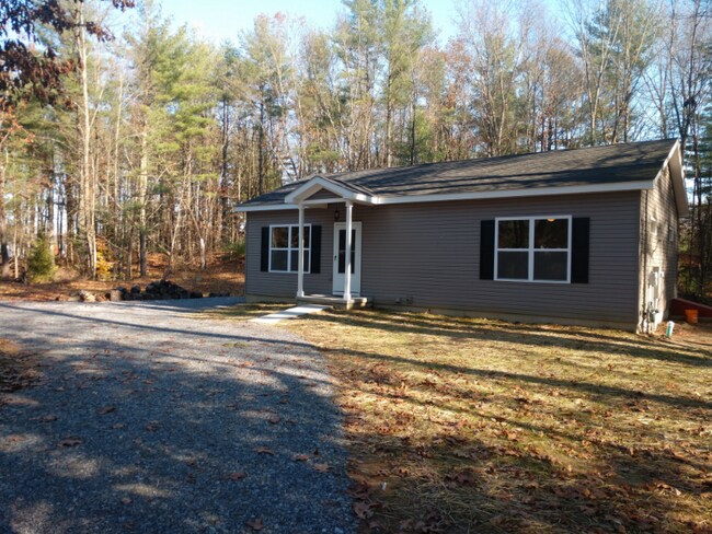 139 Traver Rd - 139 Traver Rd Gansevoort NY 12831 | Apartment Finder