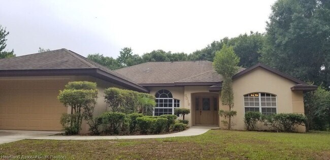 6318 Lakeside Dr W - 6318 Lakeside Dr W Sebring FL 33875 | Apartment Finder