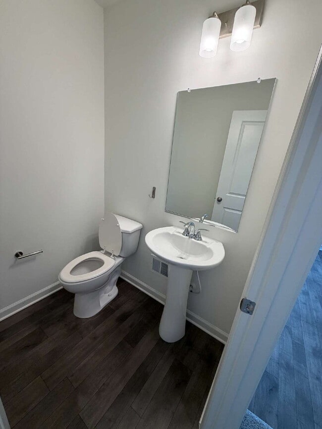 Beautiful townhouse at Aspire at Wilderness Shores - 2609 Grey Wolf Ln ...