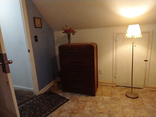 110 Horseshoe Ln - 110 Horseshoe Ln Levittown NY 11756 | Apartment Finder