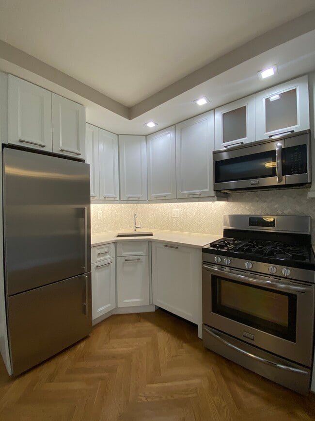 Yorkshire Towers - New York, NY | Apartment Finder