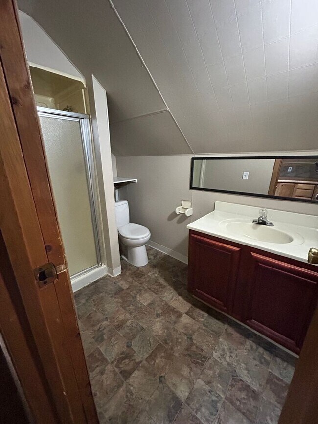 2025 Ellis St - 2025 Ellis St Stevens Point WI 54481 | Apartment Finder