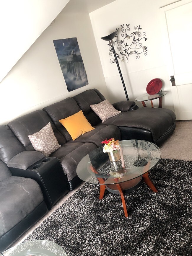 515 4th St NW - 515 4th St NW Rochester MN 55901 | Apartment Finder