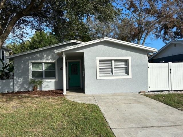 1719 Shore Acres Blvd NE - 1719 Shore Acres Blvd NE Saint Petersburg FL ...