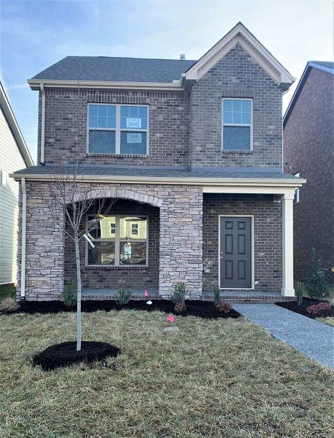 Beautiful Home in Desirable Location - 289 Cloverbrook Way Gallatin TN ...