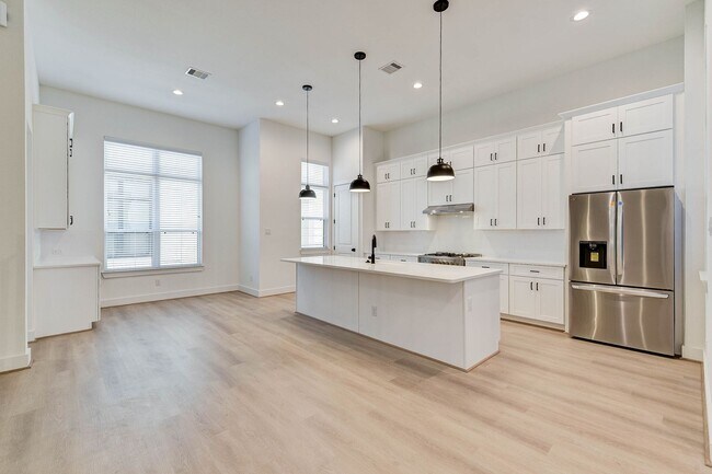 Brand new house in the Museum District wit... - 1821 Prospect St ...