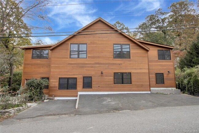 73 Clubhouse Rd - 73 Clubhouse Rd Tuxedo Park NY 10987 | Apartment Finder