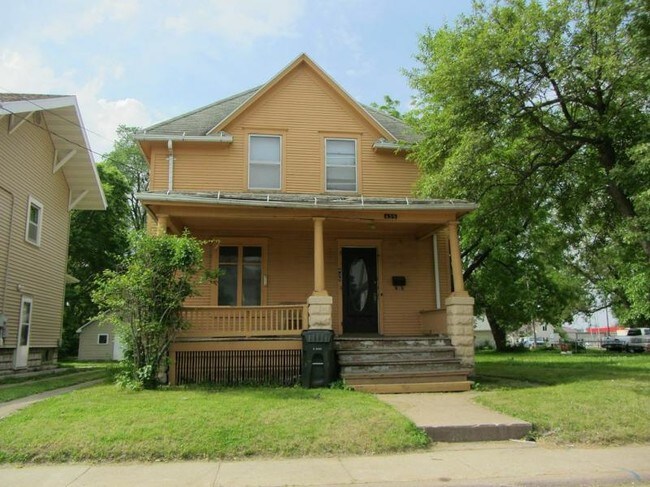 435 Conger Street - 435 Conger St Waterloo IA 50703 | Apartment Finder