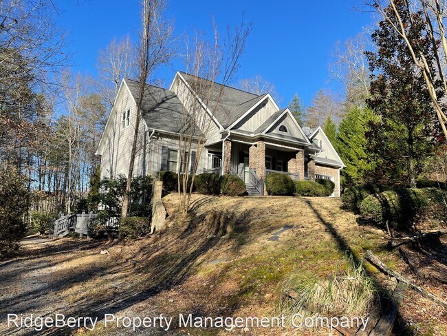7 br, 5 bath House - 67 Plantation Lane - 67 Plantation Ln Blue Ridge ...