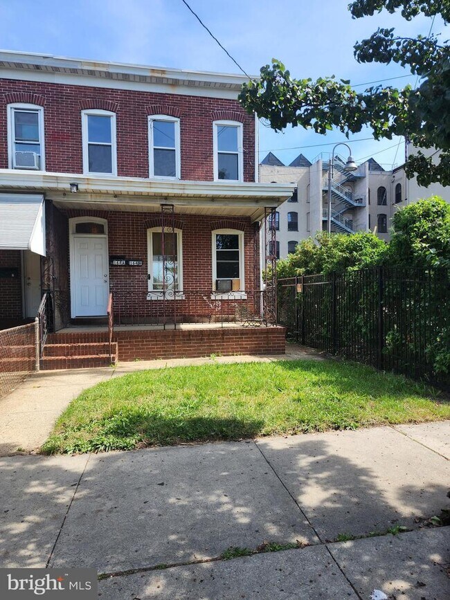 164 Division St - 164 Division St Trenton NJ 08611 | Apartment Finder
