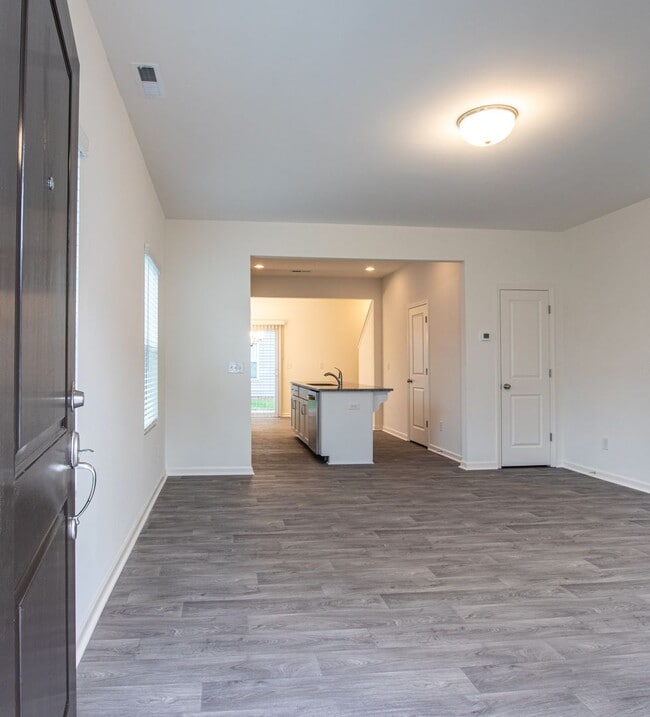 BEAUTIFUL 2 Bedroom Townhome in MIDLAND - Available July 2026 - 14147 ...