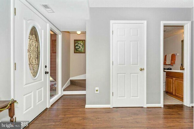 7291 Coachlight Ct - 7291 Coachlight Ct Frederick MD 21703 | Apartment ...