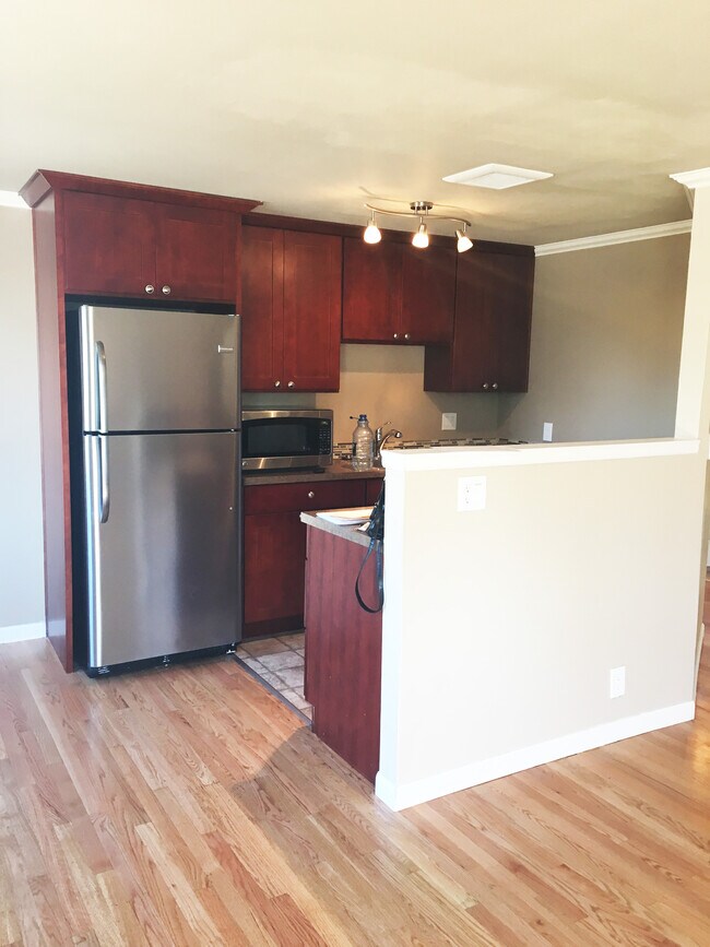 2423 NW 85th St - 2423 NW 85th St Seattle WA 98117 | Apartment Finder