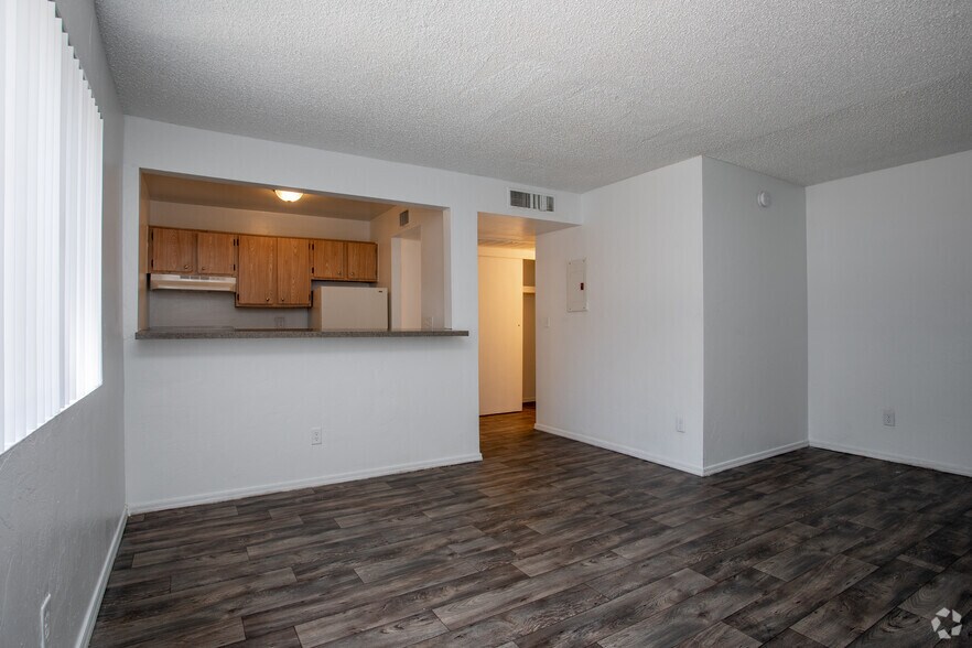The Quails - 1150 E Irvington Rd Tucson AZ 85714 | Apartment Finder