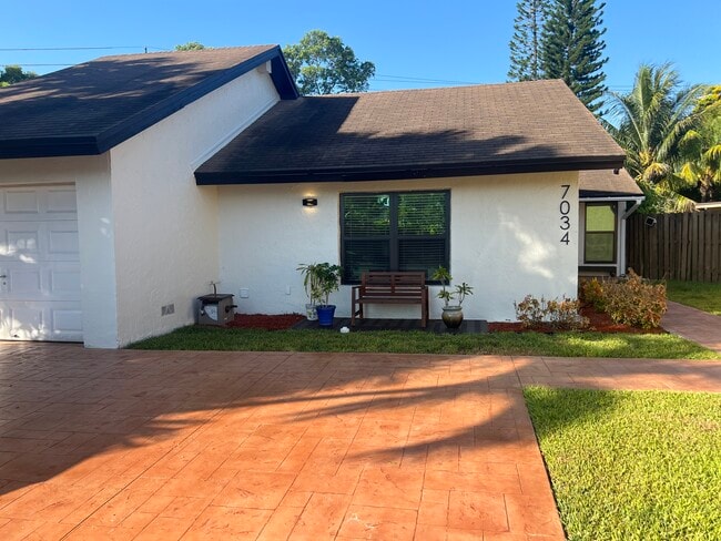 7034 SW 103rd Pl - 7034 SW 103rd Pl Miami FL 33173 | Apartment Finder