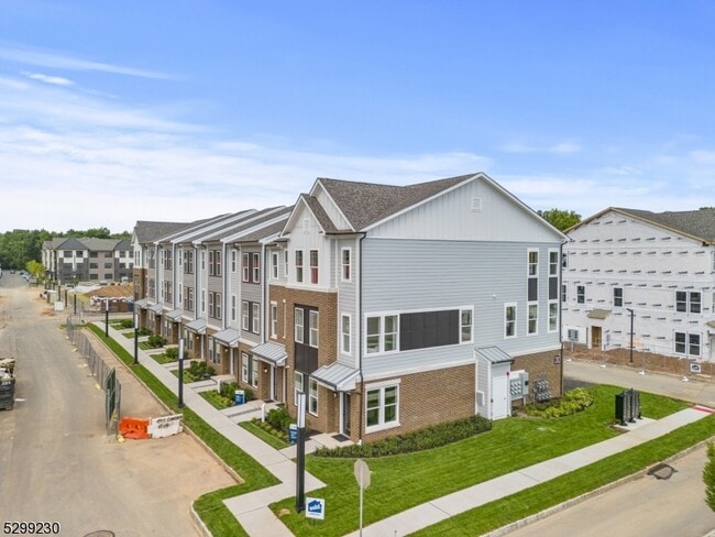 8 Jessica Ln - 8 Jessica Ln Union Township NJ 07083 | Apartment Finder
