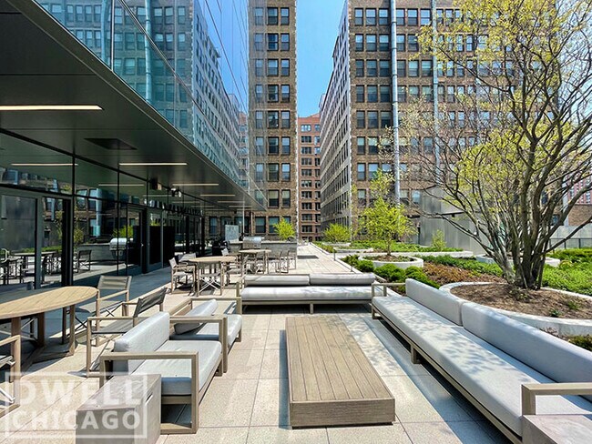 717 S Clark St - 717 S Clark St Chicago IL 60605 | Apartment Finder