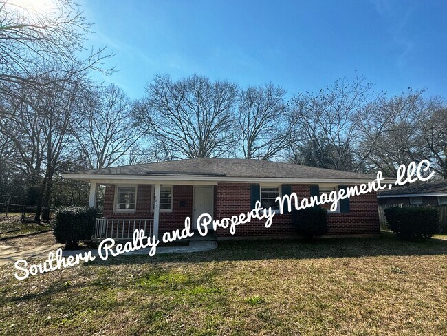 Super Cute Home! - 3814 Bienville Rd Montgomery AL 36109 | Apartment Finder