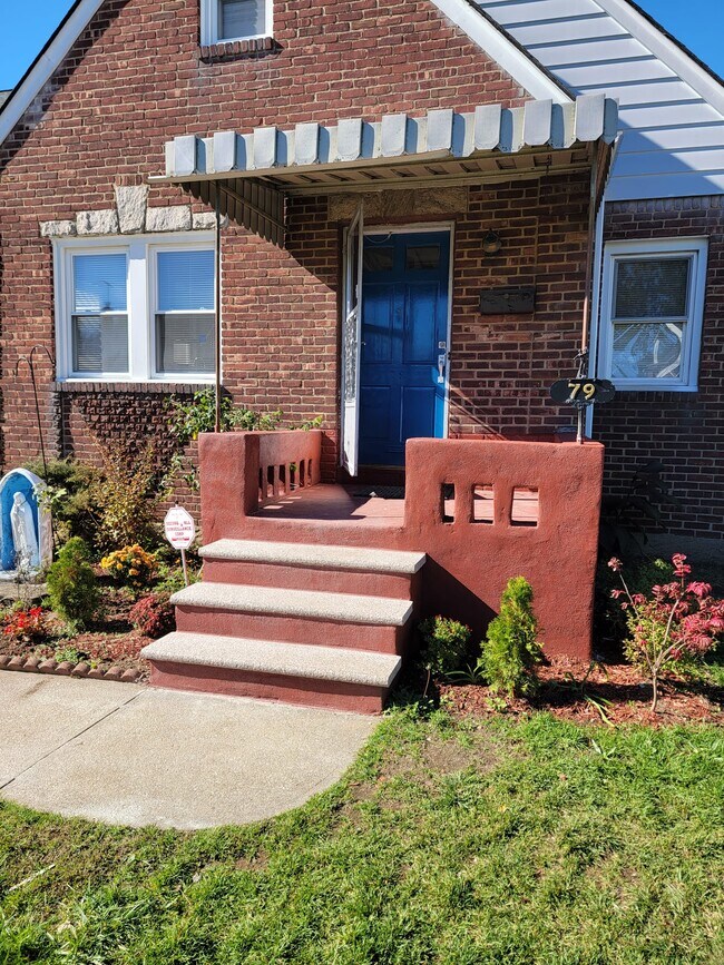 79 Sussex Rd - 79 Sussex Rd Elmont NY 11003 | Apartment Finder