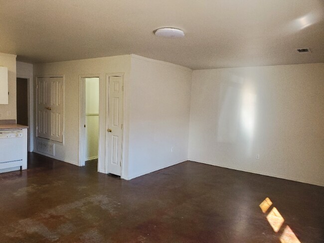 2617 2nd Ave - 2617 2nd Ave Canyon TX 79015 | Apartment Finder