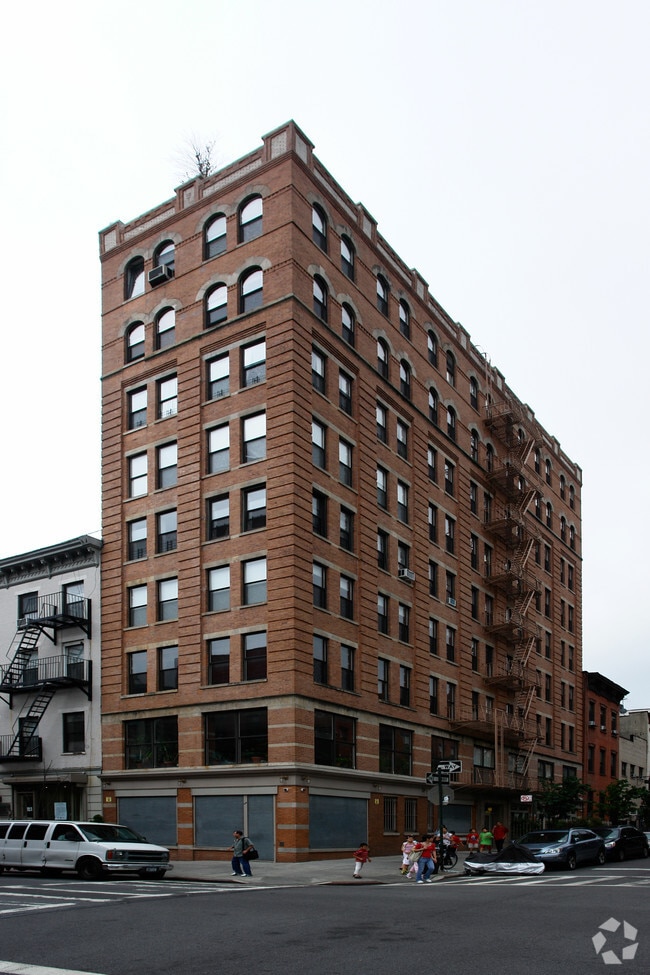 The Garfield Building - 142-144 Henry St New York NY 10002 | Apartment ...