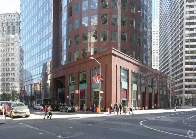 One Pine Street - 1 Pine St San Francisco CA 94111 | Apartment Finder