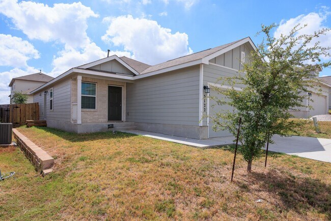 Like New Open Concept in Knox Ridge!!! - 5122 Y Bar Summit Converse TX ...