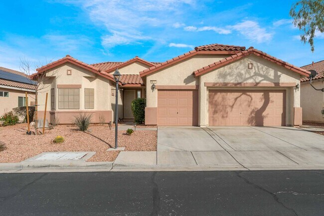 Luxury Single-Story Living Retreat! - 10530 Canon Perdido St Las Vegas ...