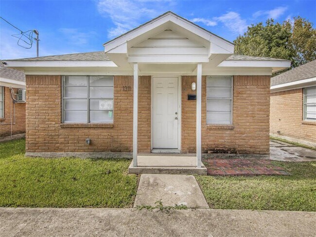 1311 Malvern St - 1311 Malvern St Houston TX 77009 | Apartment Finder